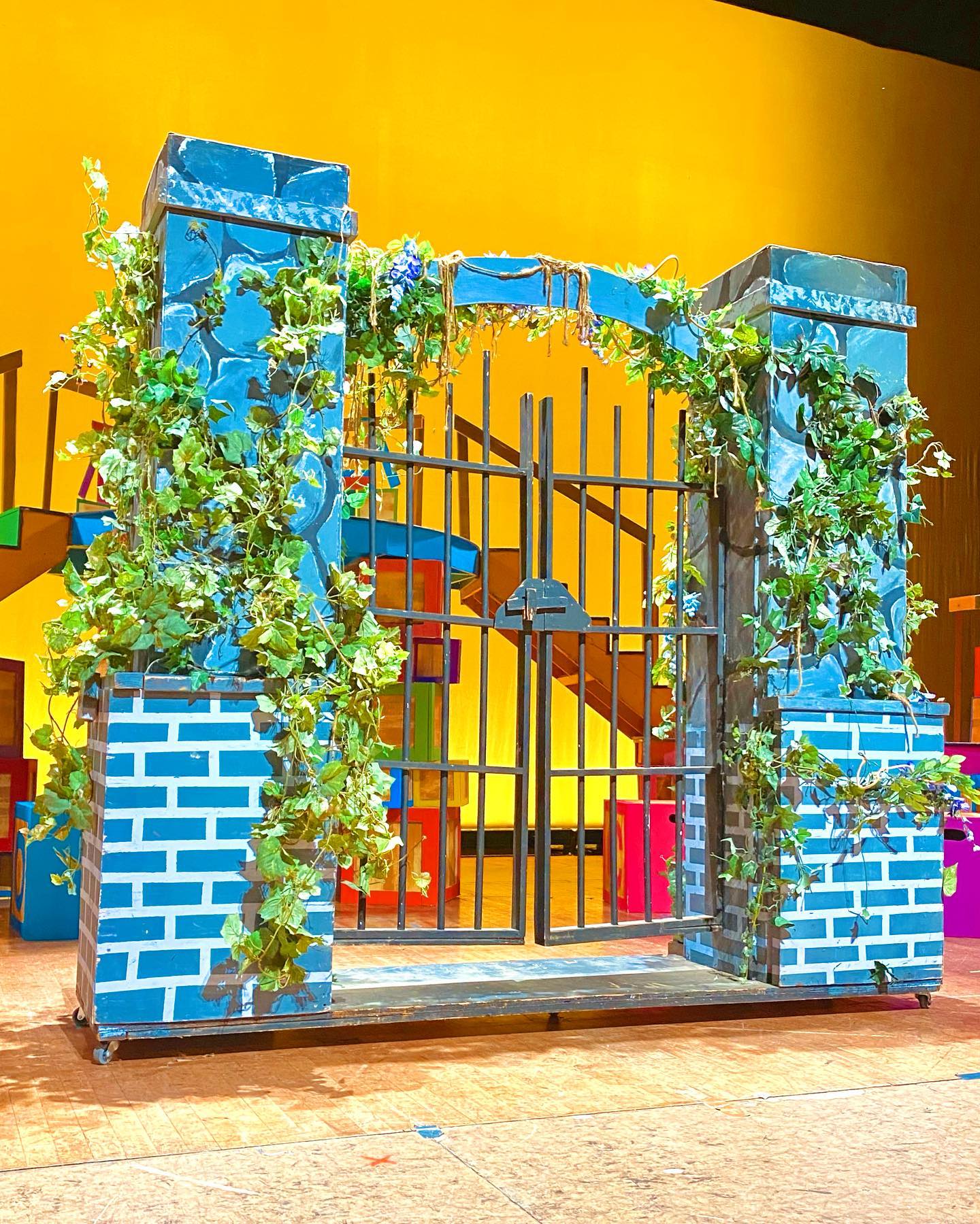 Matilda Sets - Encore Theatrical LA